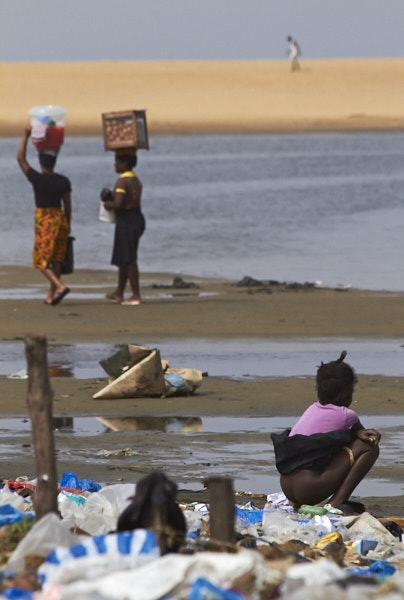 West Point settlement, Monrovia, Liberia - Images (Photos) by Bibi Eng