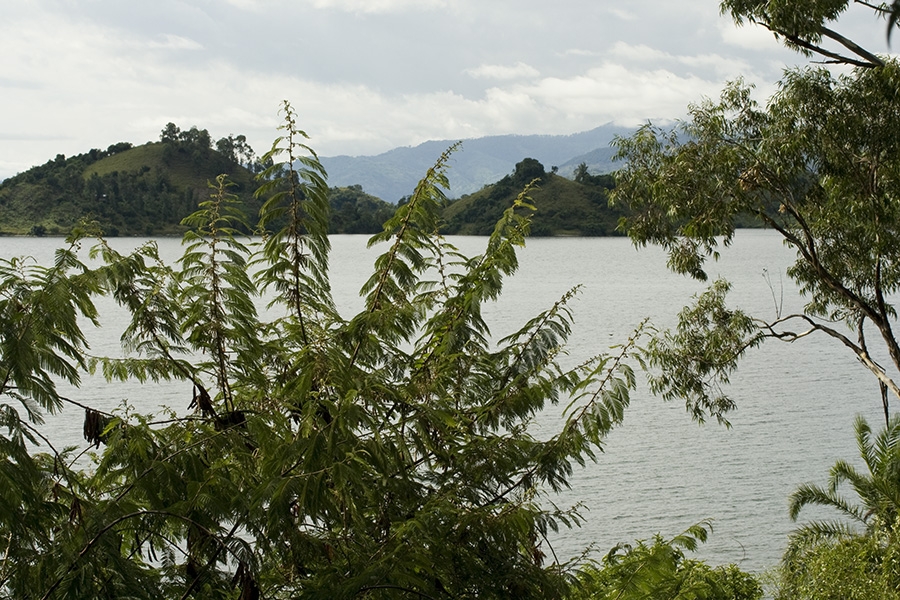 Littoral of Lake Kivu, Rwanda - Images (Photos) by Bibi Eng