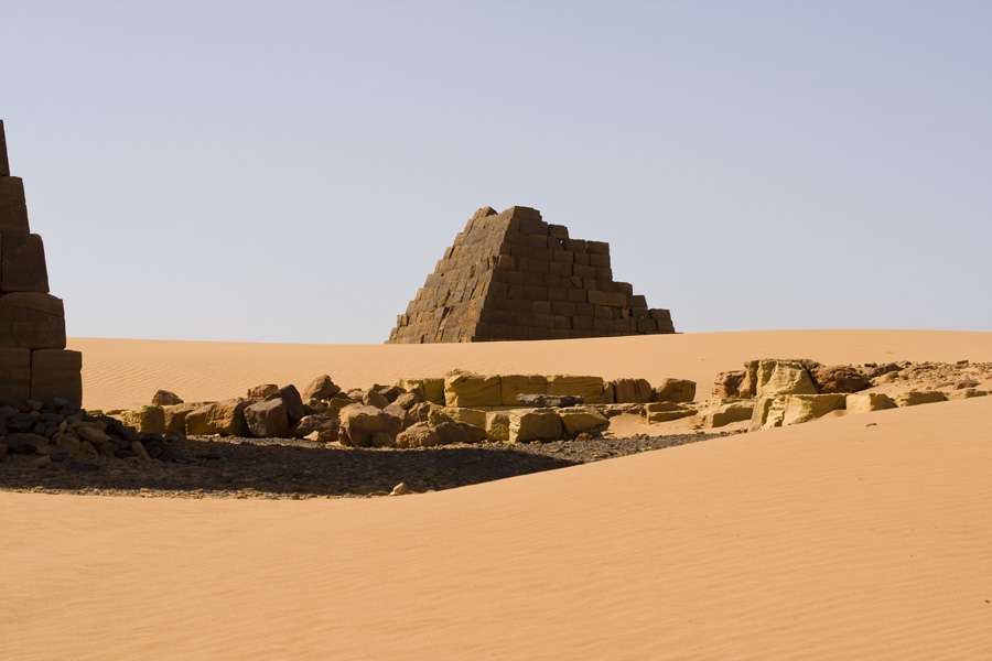 Meroe, River Nile State, Sudan - Images (Photos) by Bibi Eng